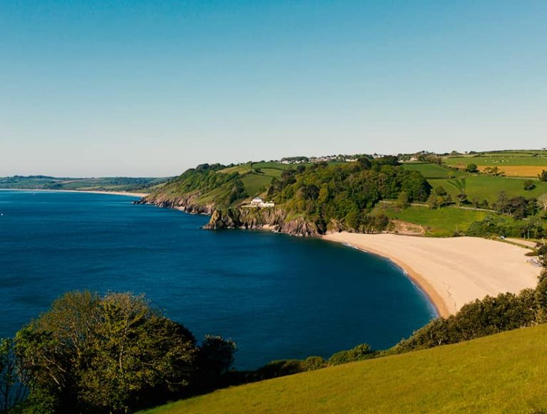 10 Best Beaches In South Devon: Top Scenic Seaside Gems